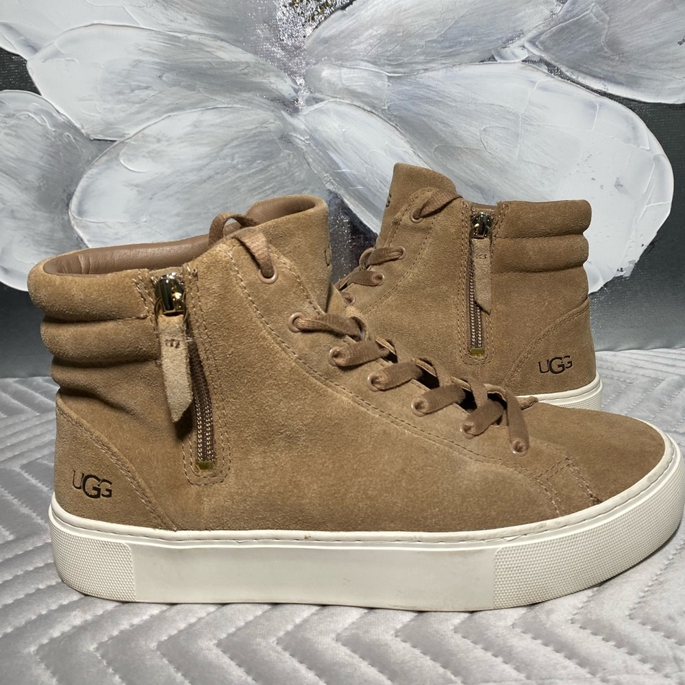 Ugg Olli High Top Sneaker Us 8.5 Pre-Owned - Gem